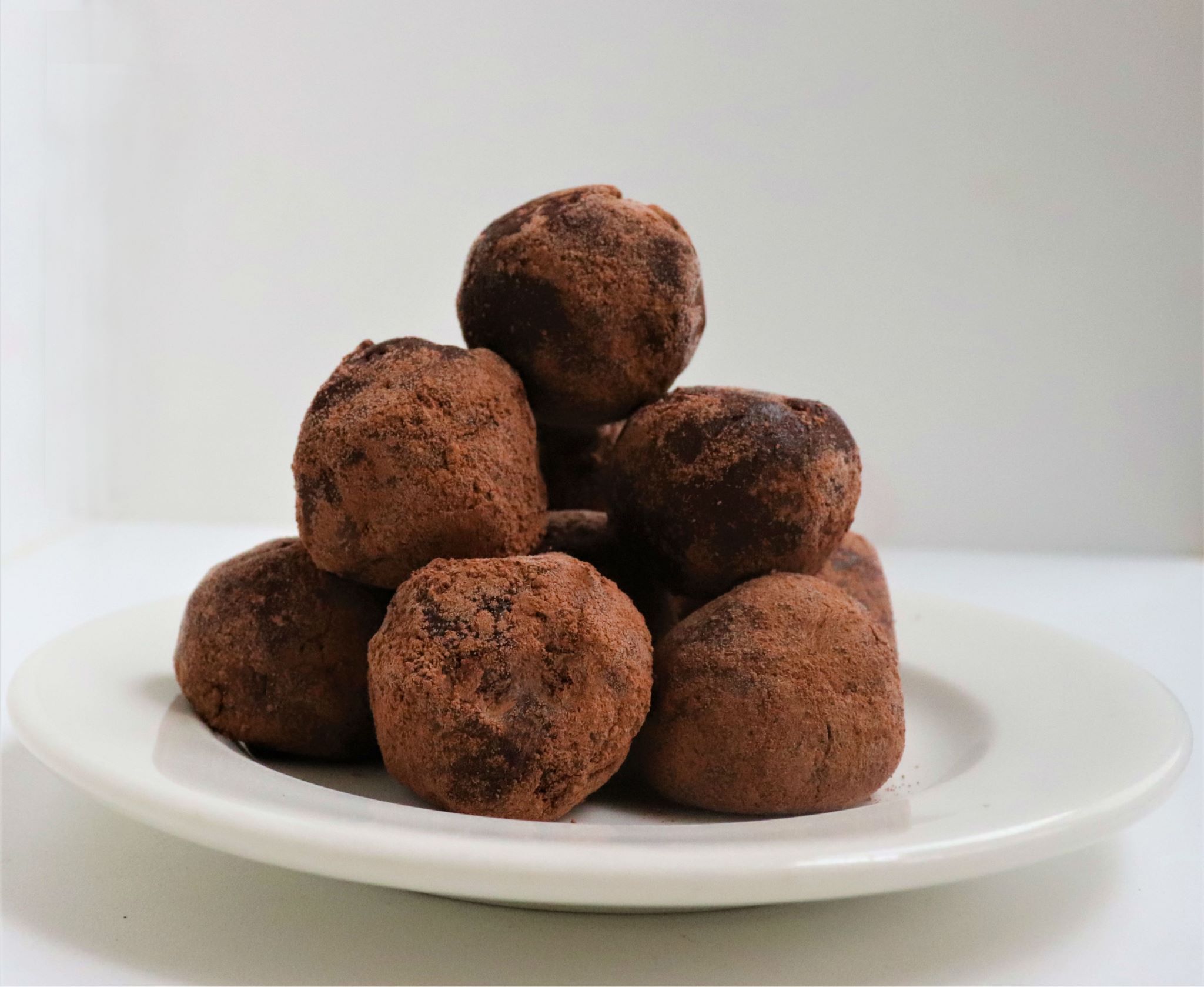 Classic Vegan Chocolate Ganache Truffles - Very Vegan Val
